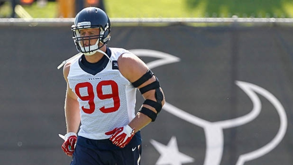 A Look Behind the Scenes of HBO's 'Hard Knocks'