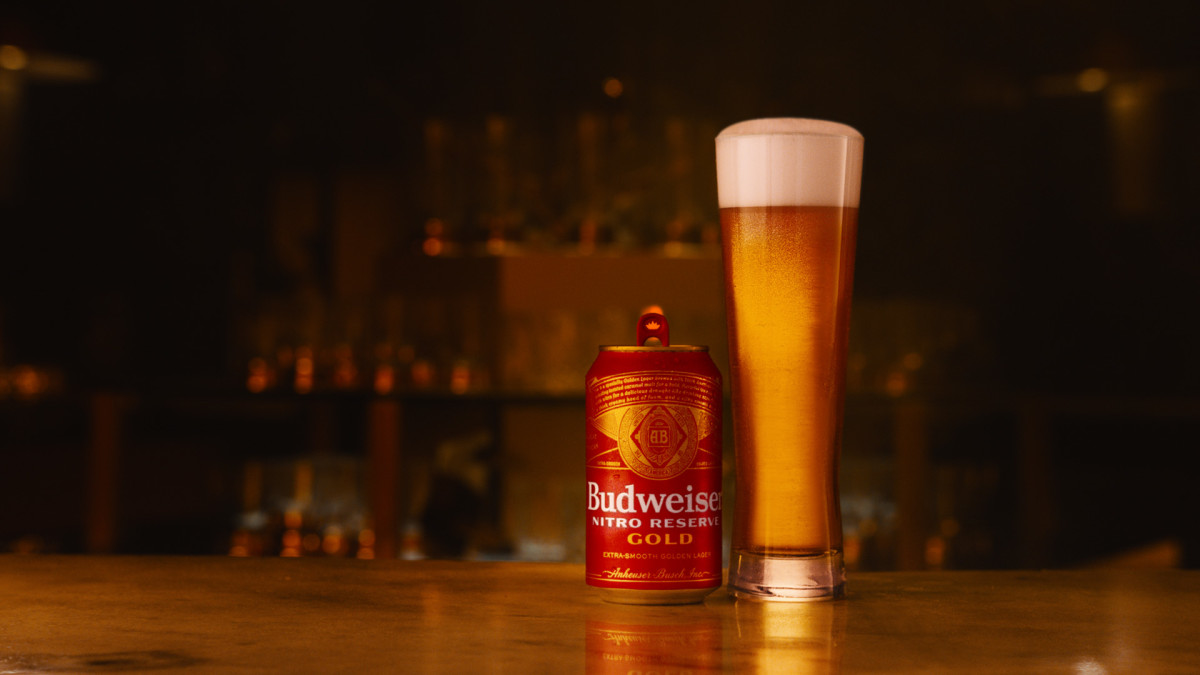 The New Budweiser Nitro Gold Lager Shakes Things Up