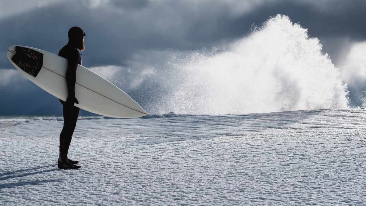 The Men Enduring Epic Brain Freezes to Surf the Coldest Waves in U.S