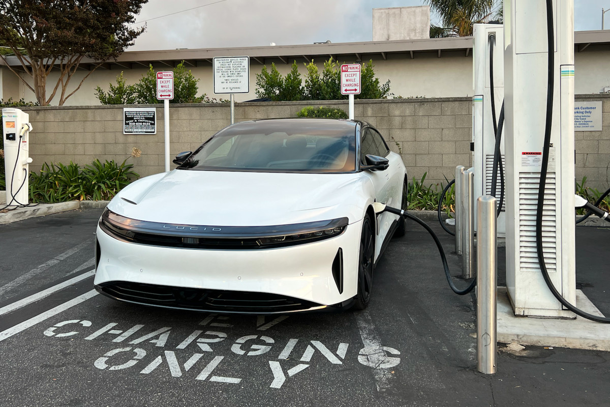 Lucid Air Review: An EV You Can Road Trip With | Men's Journal - Men's ...