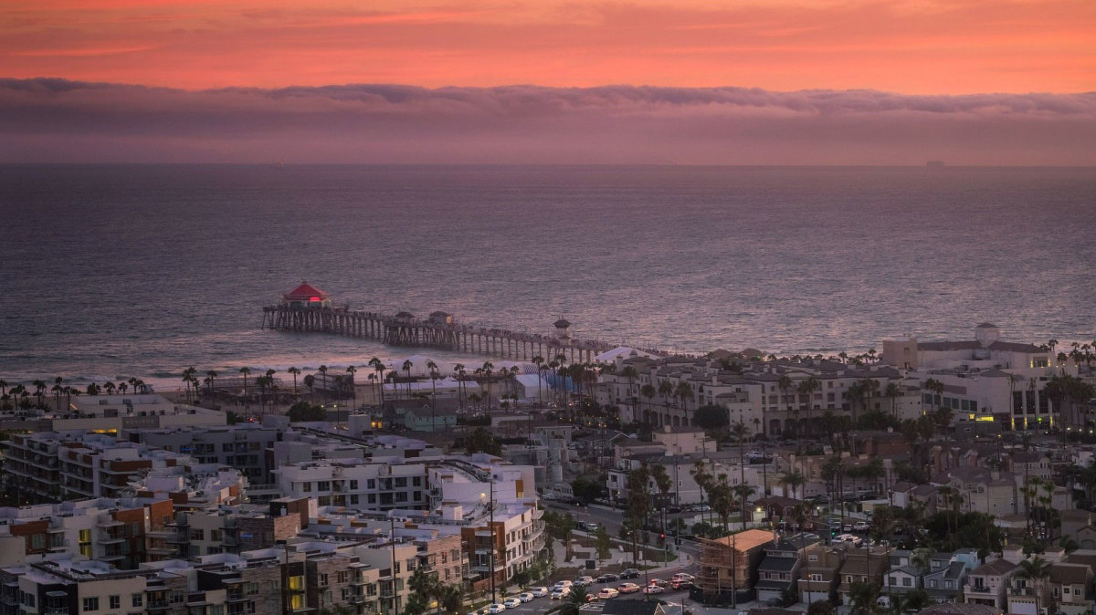 Weekends Huntington Beach: This Premier CA Destination Is the Perfect ...