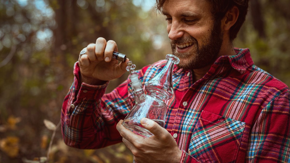 How to Shop for a Bong, According to an Expert | Men's Journal