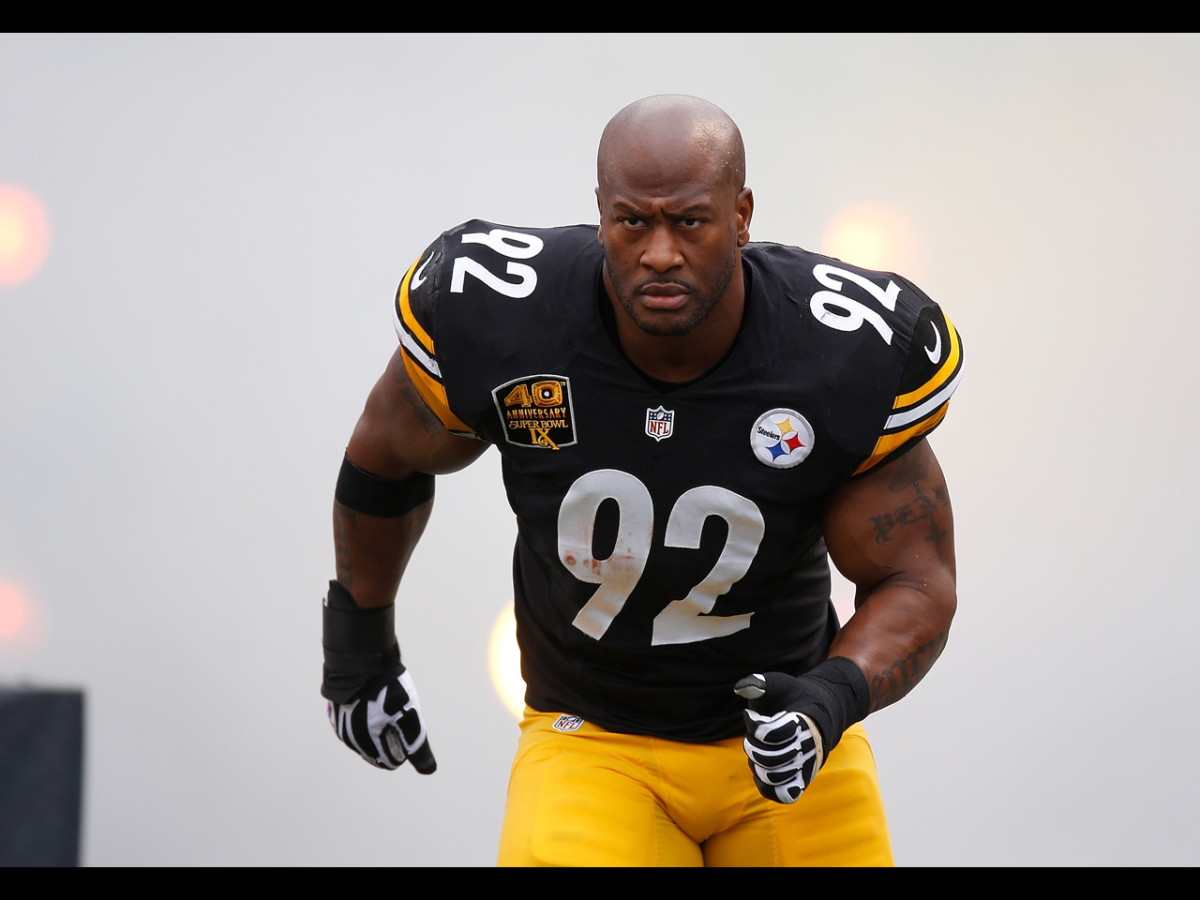 30 times James Harrison crushed massive weight in the gym