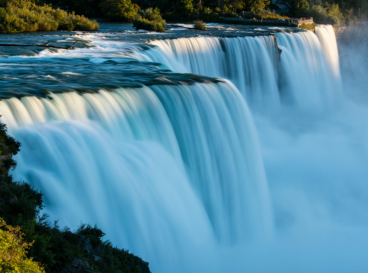 15 Best Waterfalls in America You Should See Before You Die