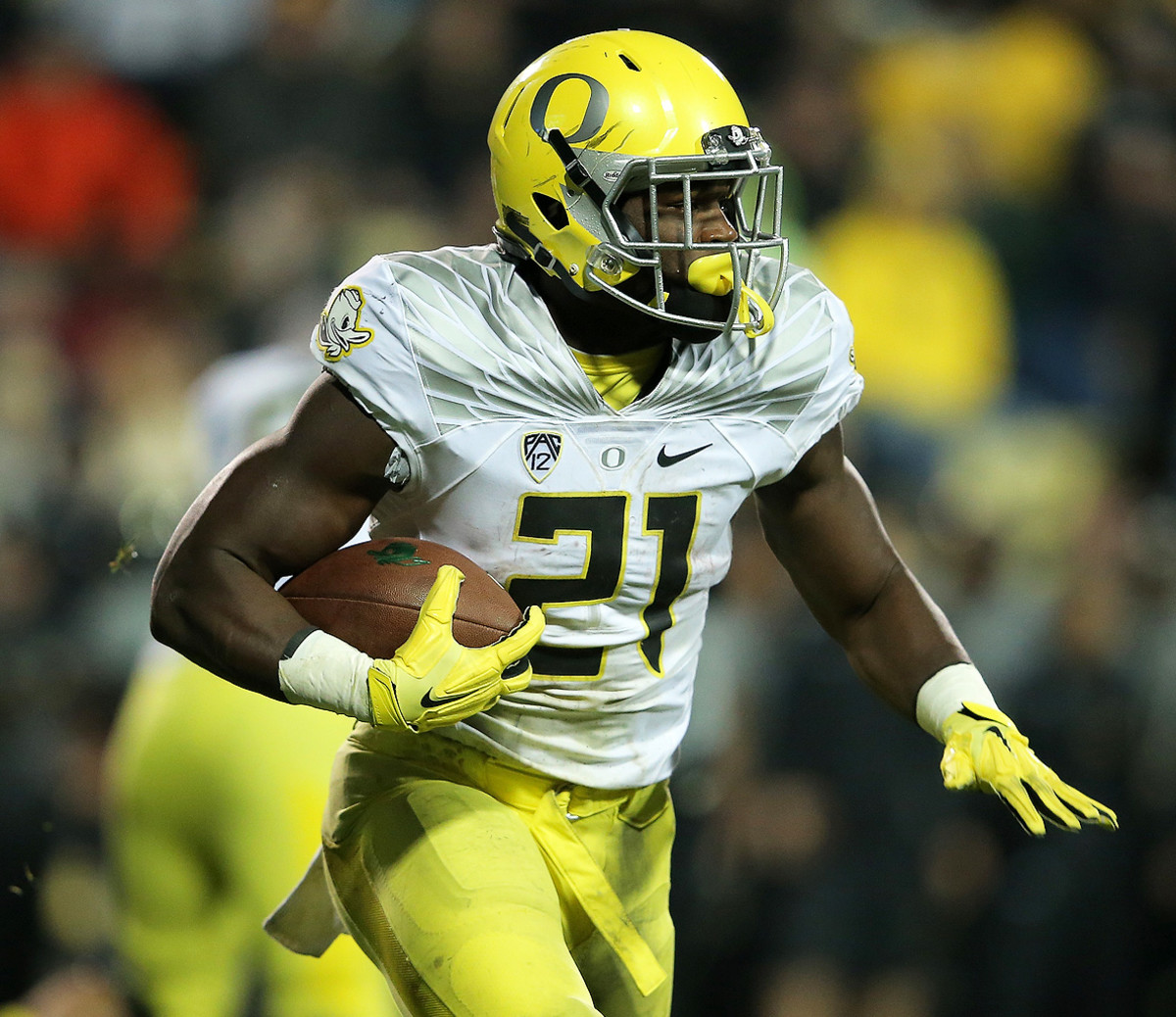 The Fittest College Football Players of 2016