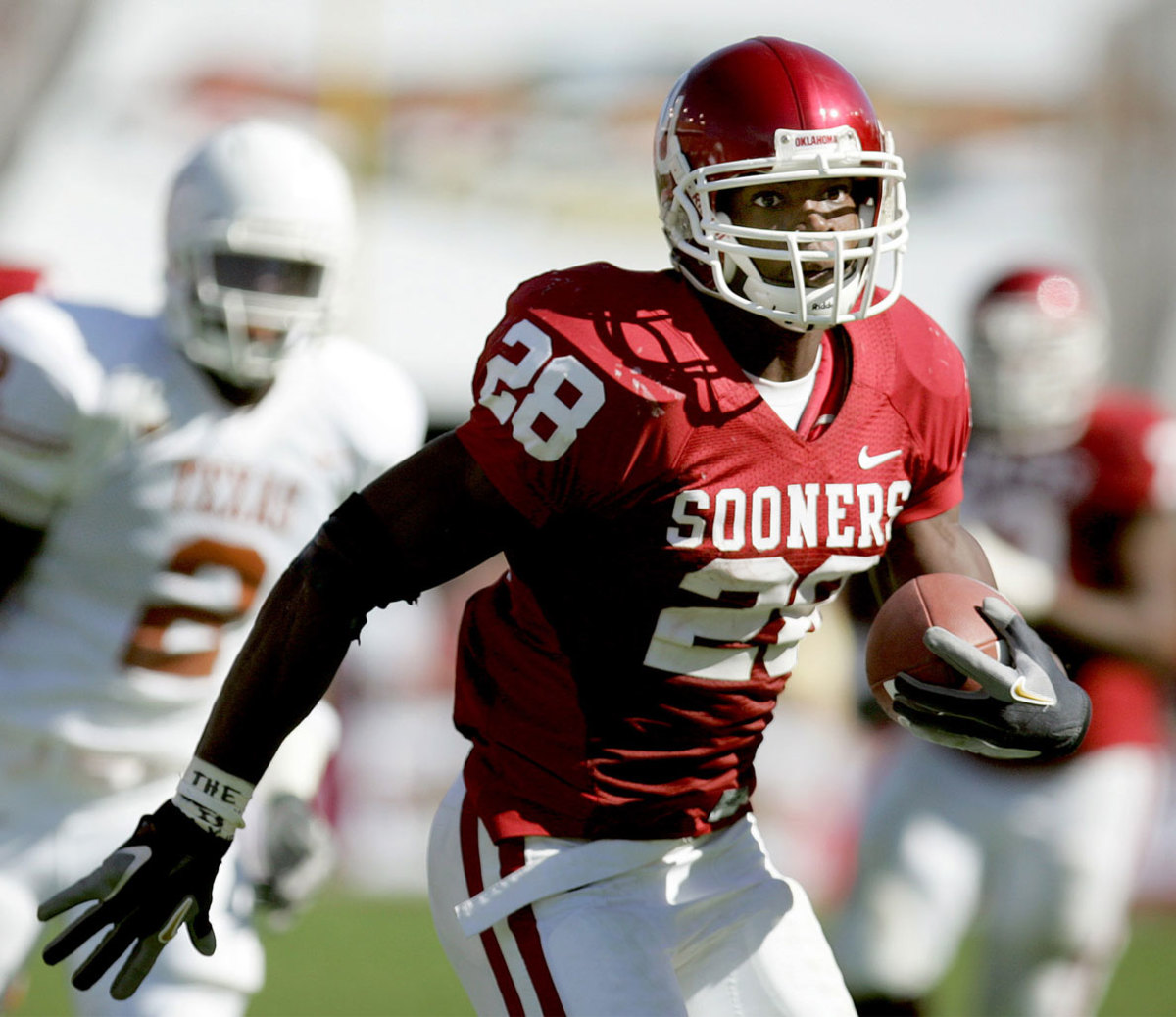 The Fittest College Football Players of All Time