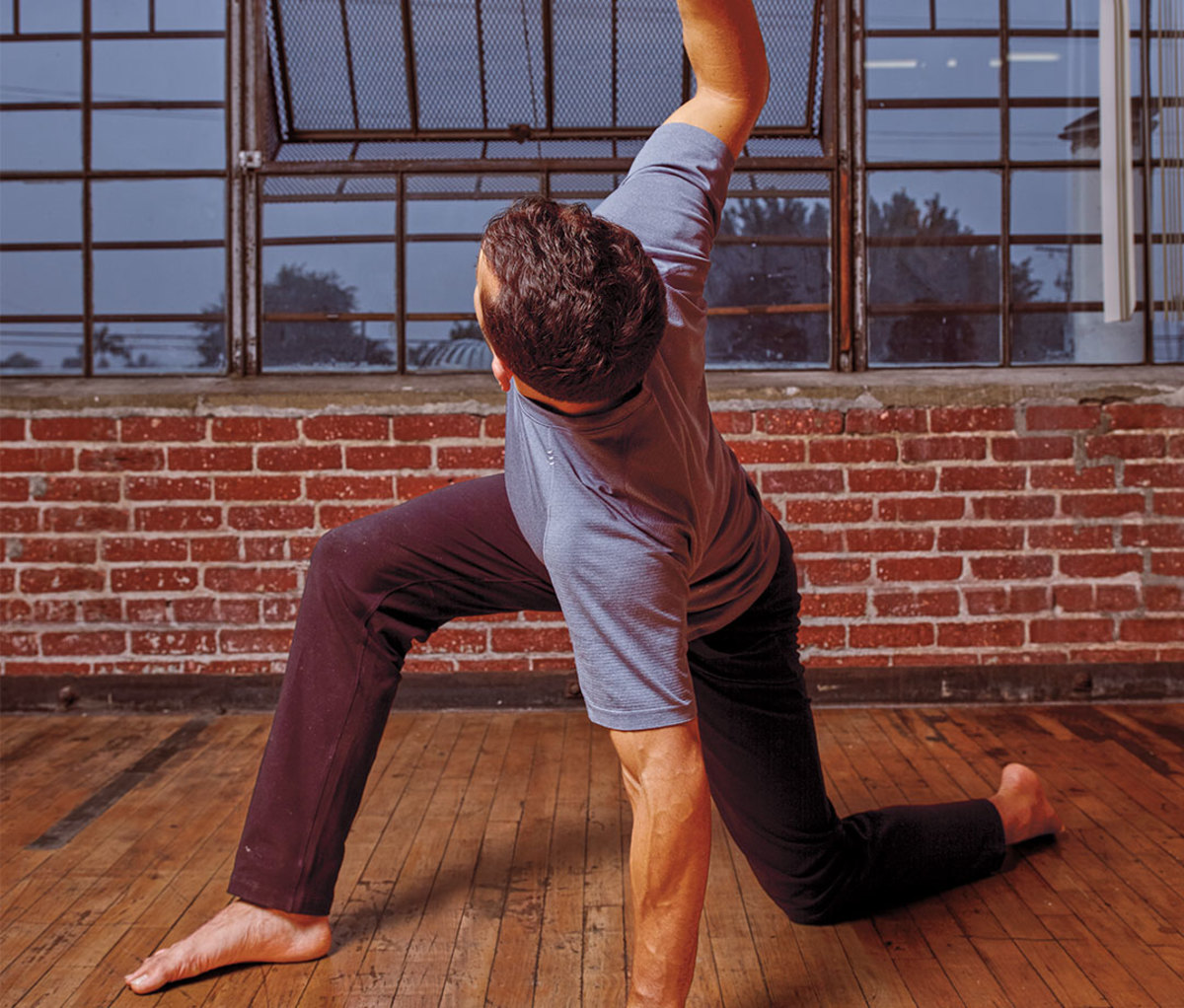 The Best Yoga Positions for Hikers and Trail Runners - Men's Journal