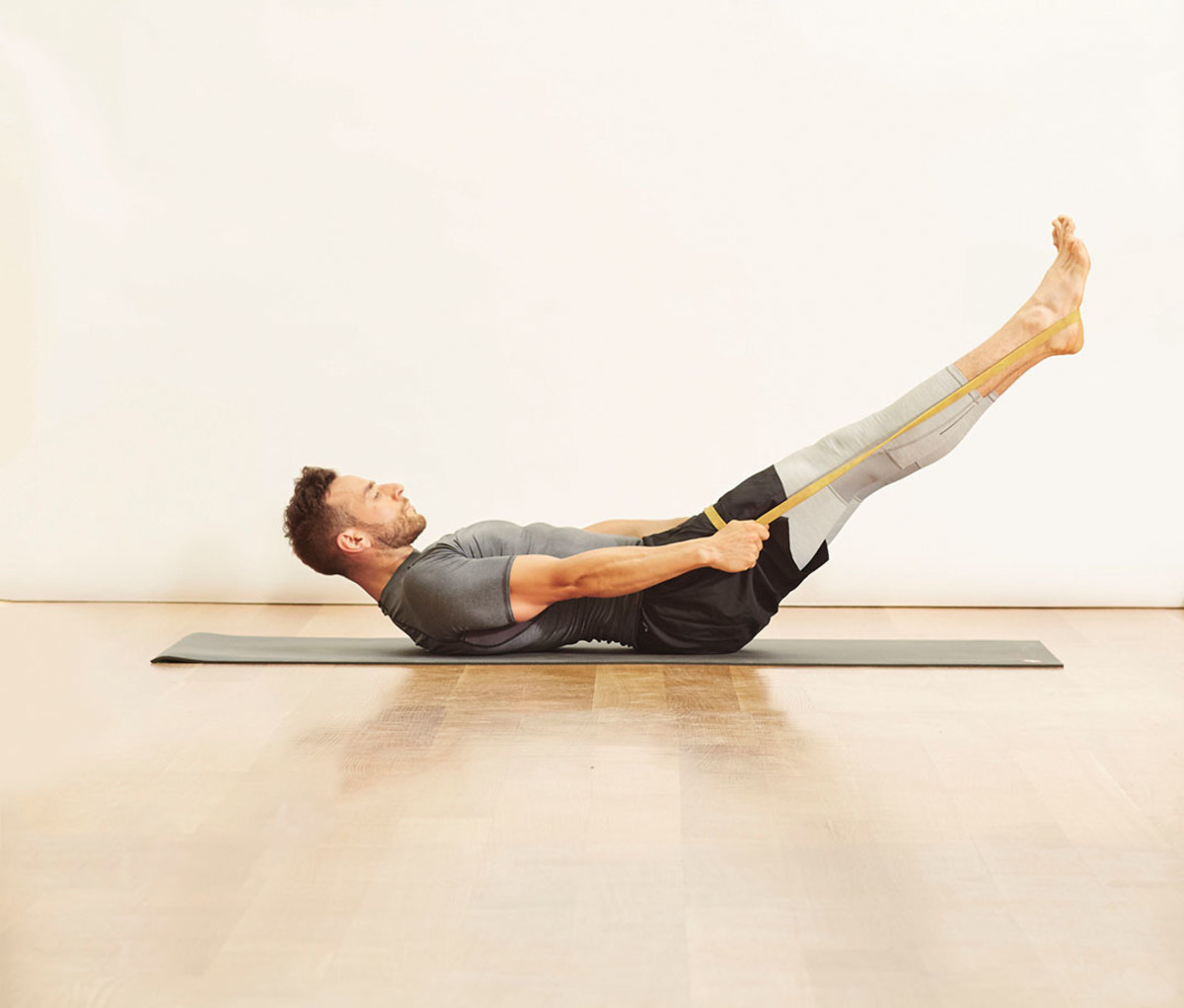 The Best Pilates Workouts to Level Up Your Winter Sports Game - Men's ...