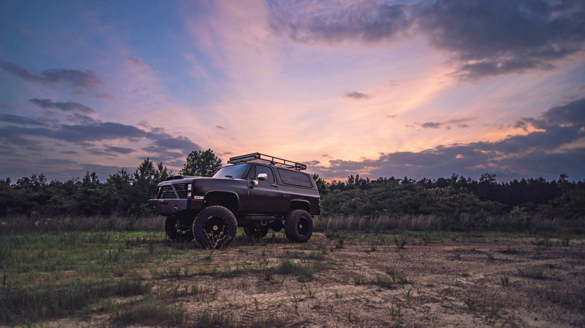 A Look at the MPG in Some of Those Older 4WD Adventure Rigs