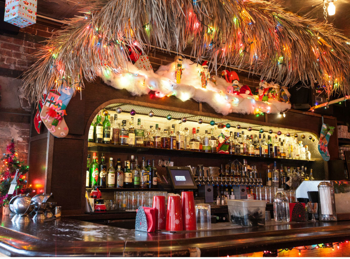 The 10 Most Festive Holiday Bars in New York City