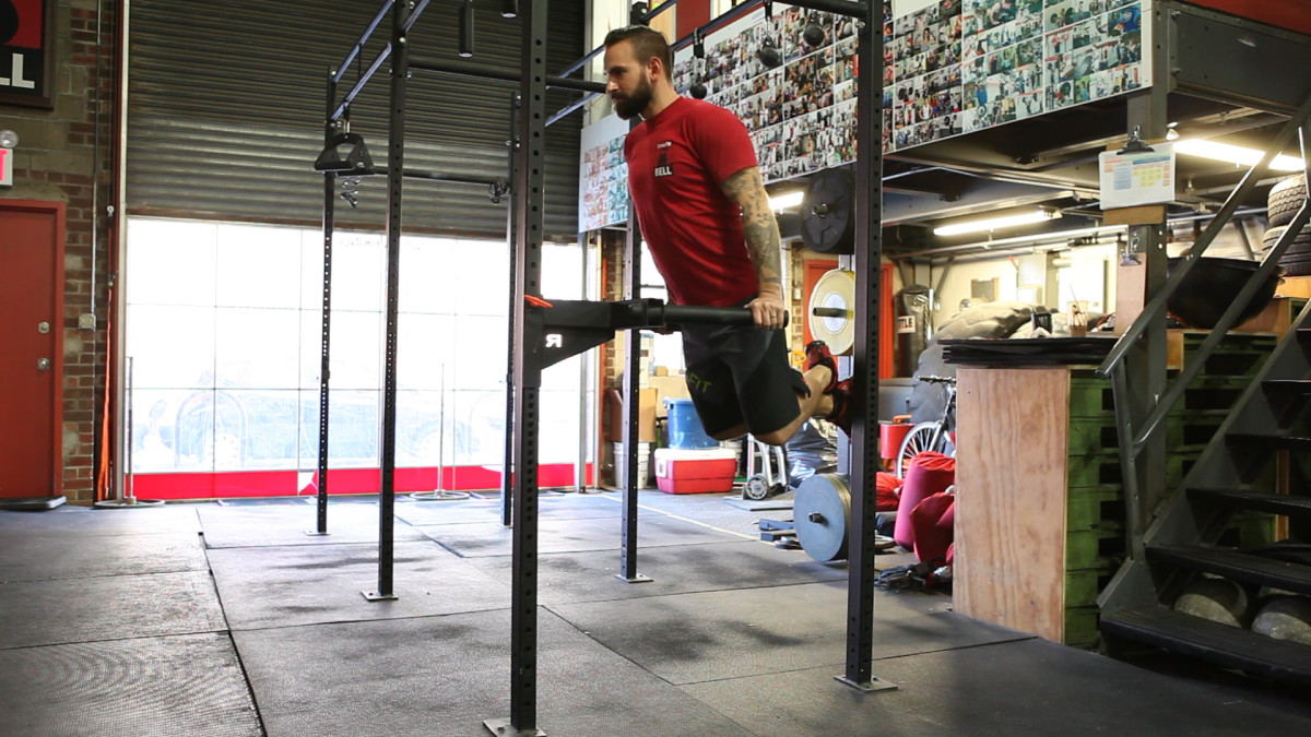 The Best Exercises For a Thick, Powerful Chest - Men's Journal