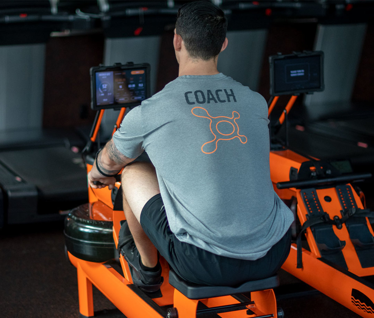 How to Recreate a Fat-Burning Orangetheory Workout at Your Local Gym