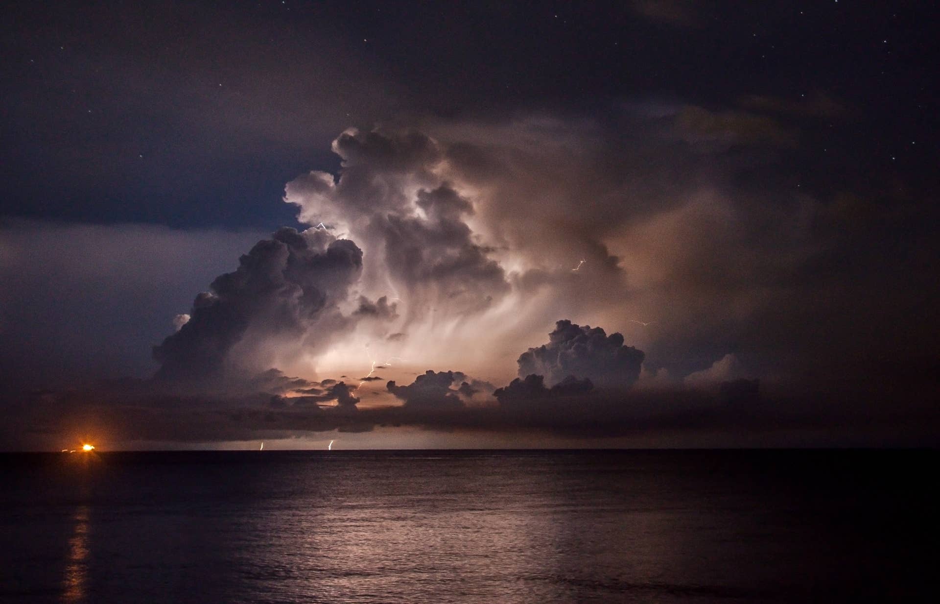 10 Natural Wonders Worth Traveling to See
