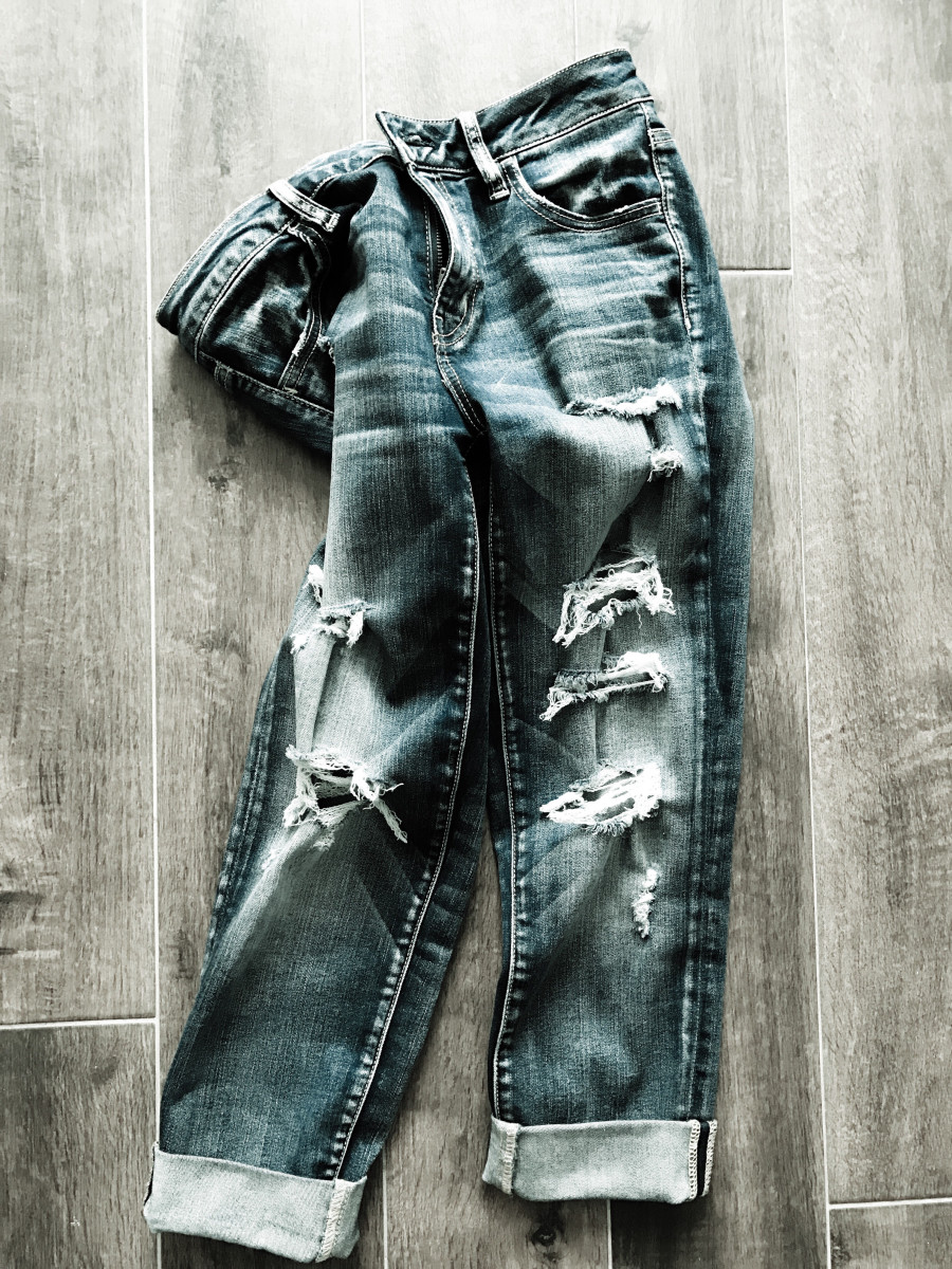 A List of Things No Man Should Ever Wear - Men's Journal