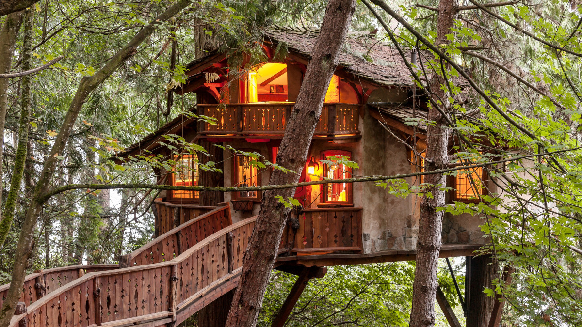 The Best Treehouse Hotels You Can Book This Summer 2018