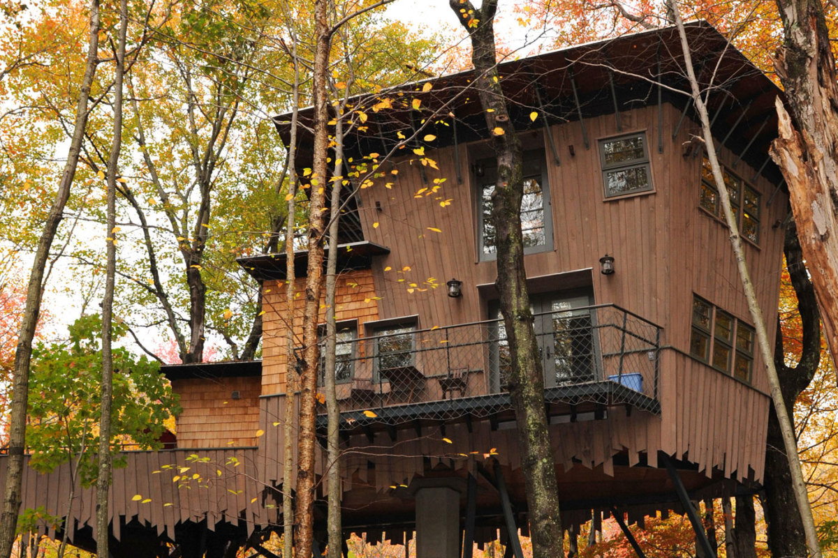The Best Treehouse Hotels You Can Book This Summer 2018