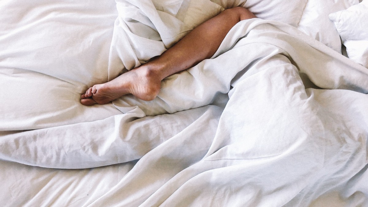 Best Ways To Last Longer In Bed Mens Journal Mens Journal