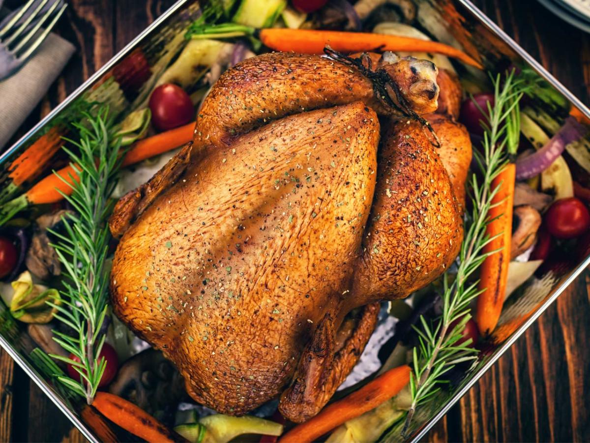 Recipe: How to Make Traditional Roast Turkey With Mediterranean Rub