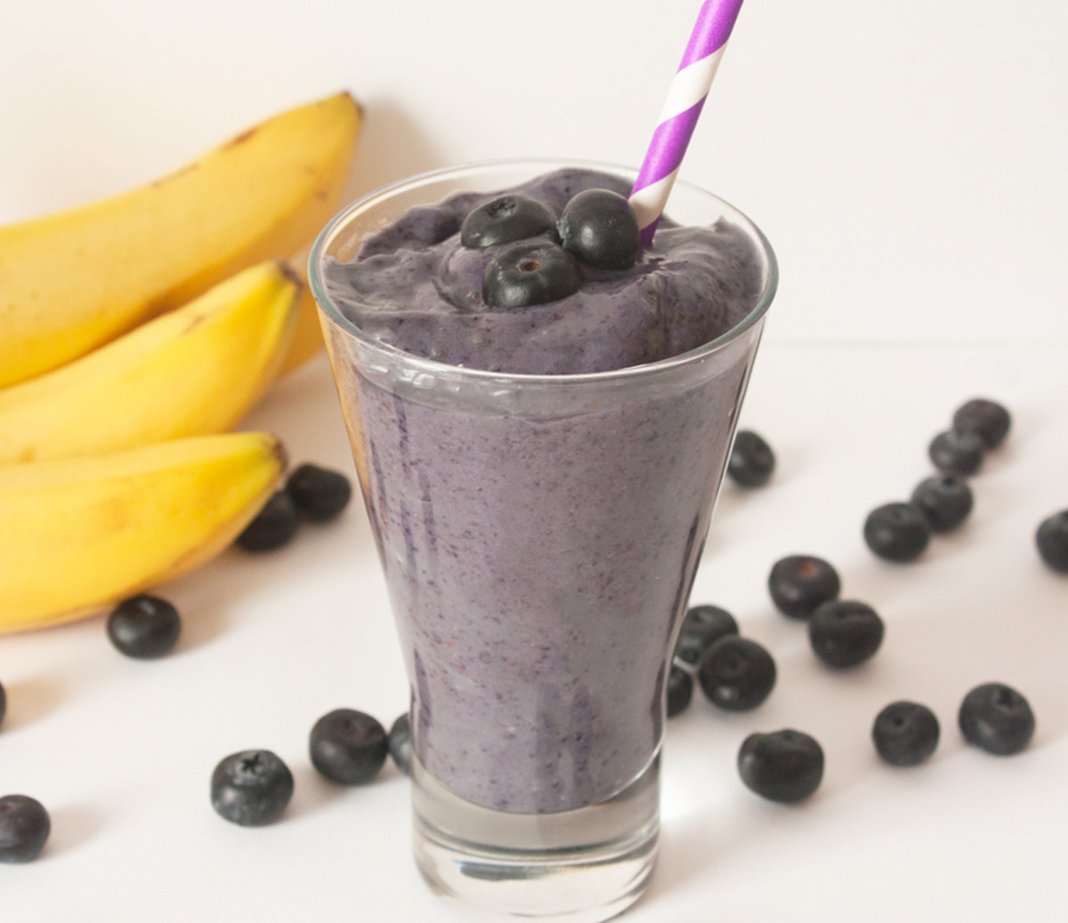 Recipe: How to Make a Creamy Blueberry Smoothie