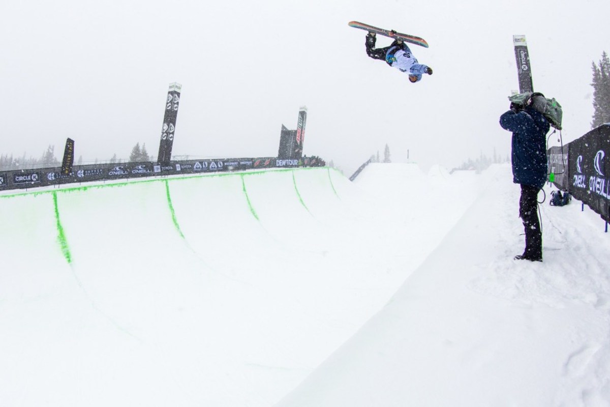 Pro Snowboarder Danny Davis' Spotify Playlists for Every Occasion