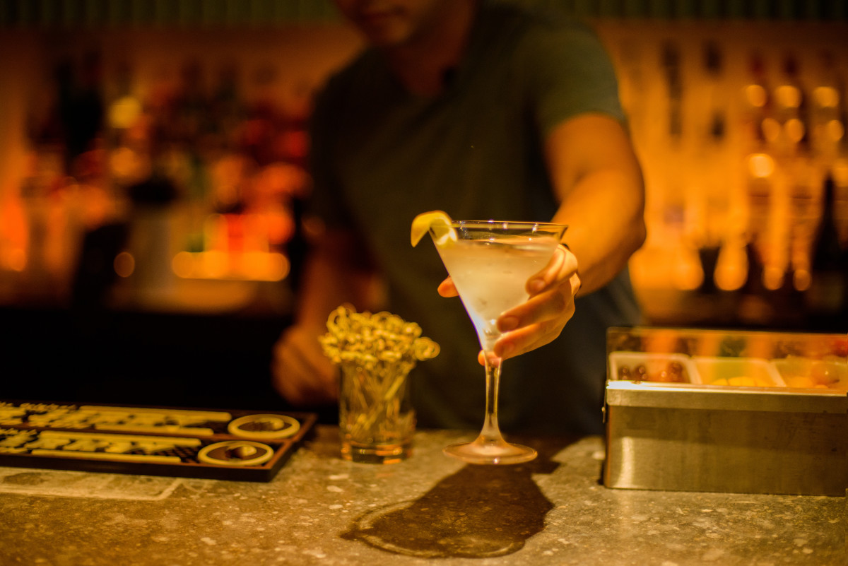 What to Order at the Bar, According to Your Personality