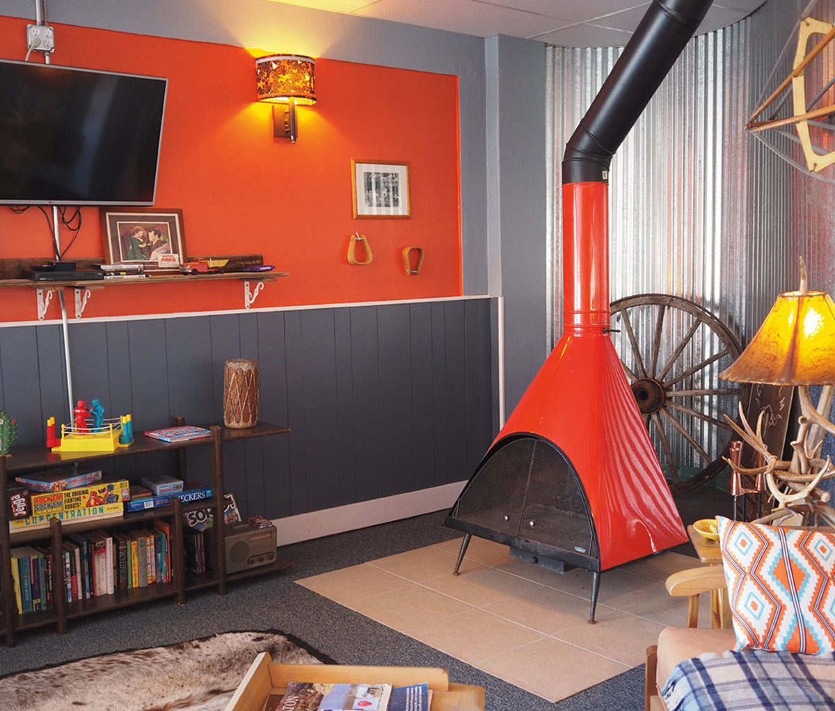 Return of the Motor Lodge: Stay at These Roadside Motels | Men's Journal