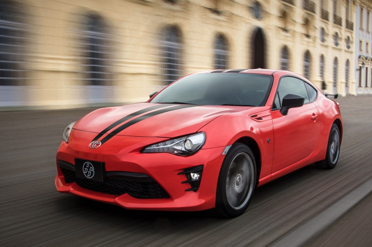 10 of the Fastest Performance Cars Under $40K | Men's Journal