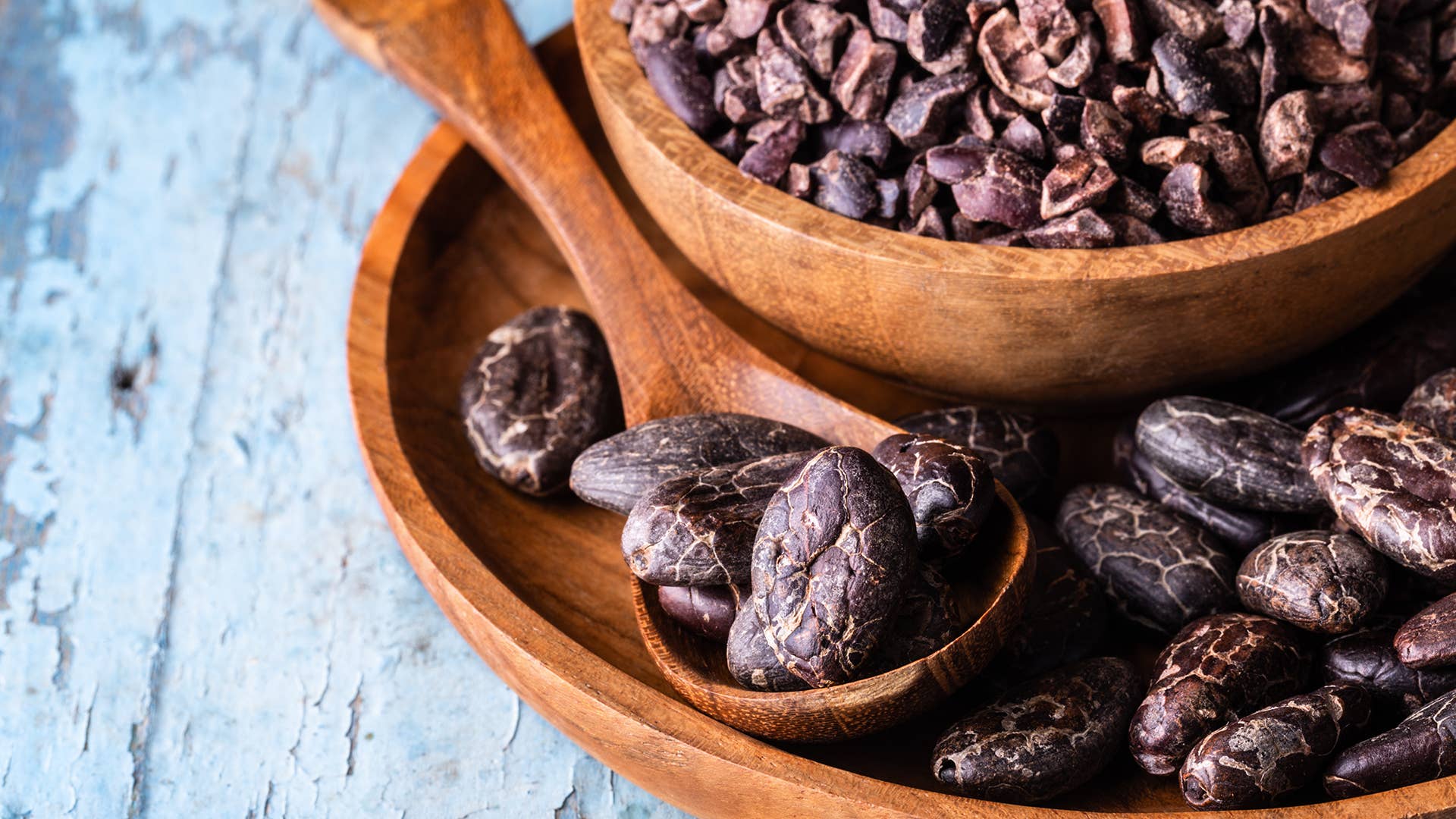 5 of the Healthiest Nuts and Seeds to Snack on When Hunger Strikes