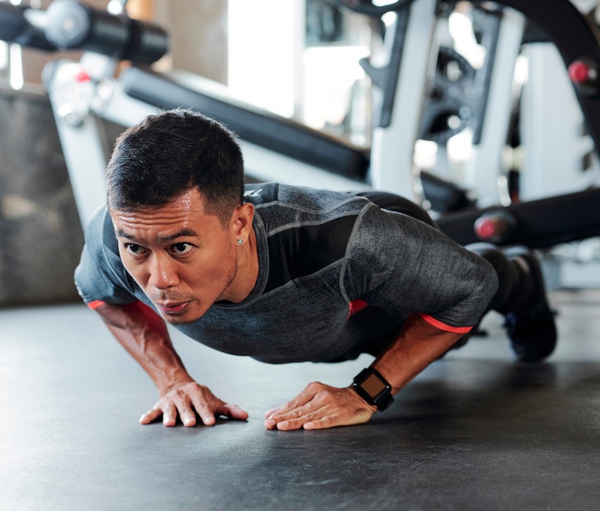 The Best Arms Workouts for Beginners | Men's Journal - Men's Journal