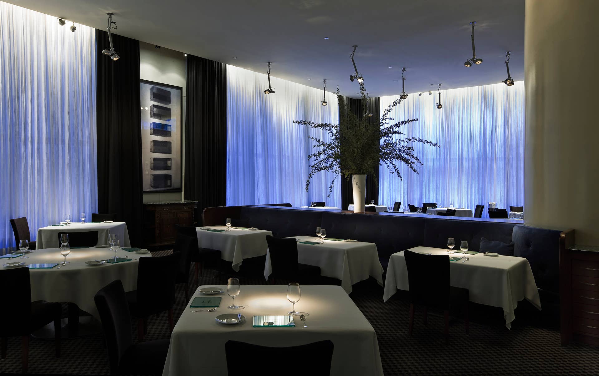 America's 20 Best Date Restaurants