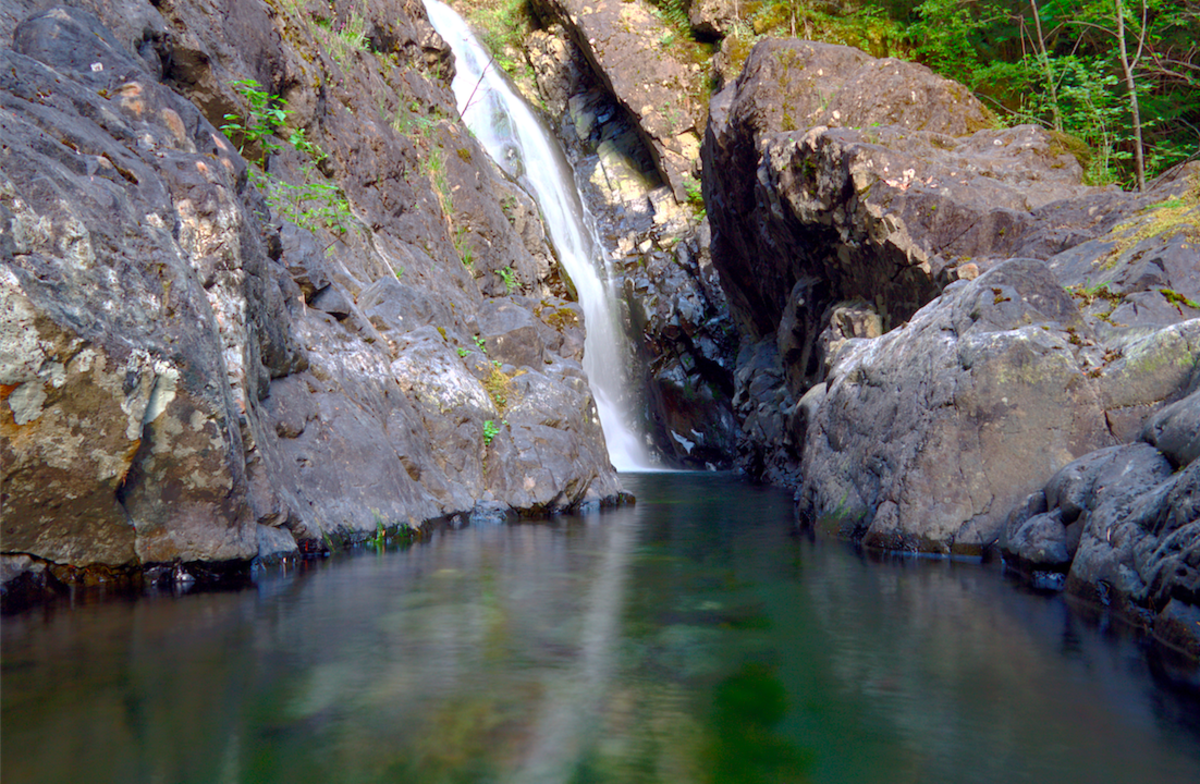 5 Can’t-Miss Outdoor Adventures in Sooke, BC - Men's Journal