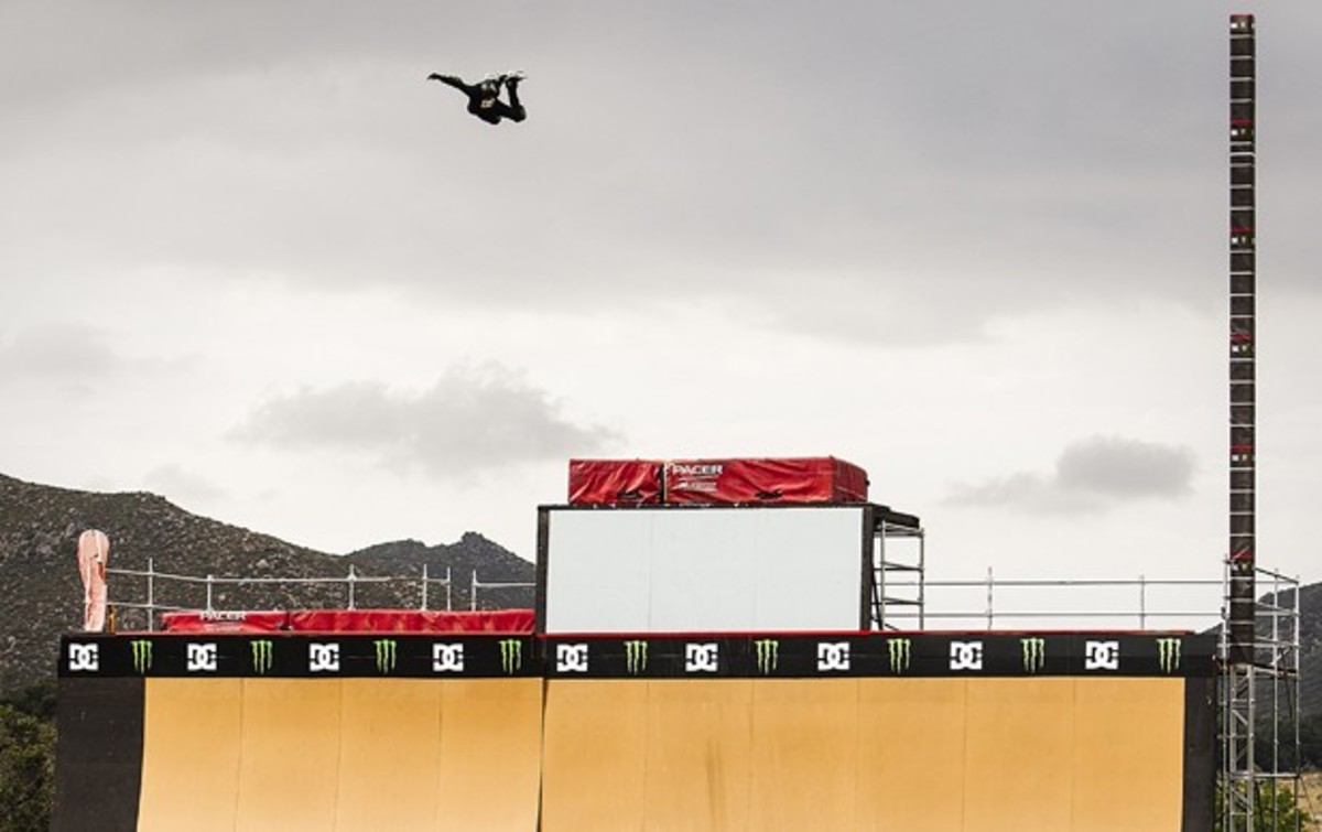 Danny Way catches the highest air on a skateboard, sets World Record