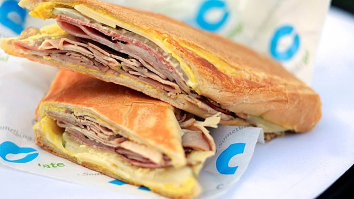 Best Baseball Stadium Food in Every MLB Stadium (30)