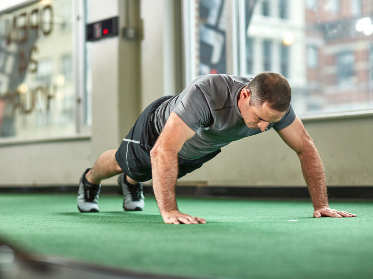 30 Best Upper Body Workout Exercises of All Time | Men's Journal - Men ...