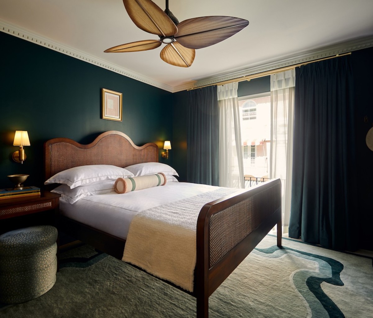 Esmé Review: Boutique Hotel Brings Old-School Charm to South Beach