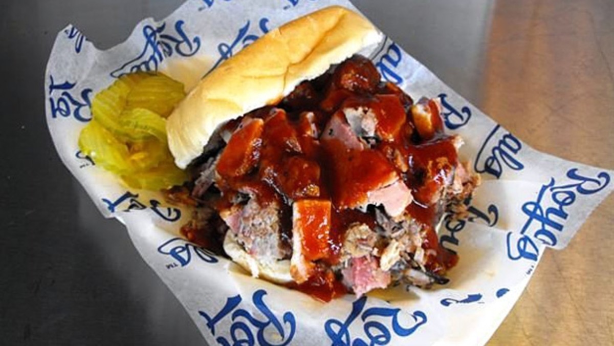 Best Baseball Stadium Food in Every MLB Stadium (30) - Men's Journal