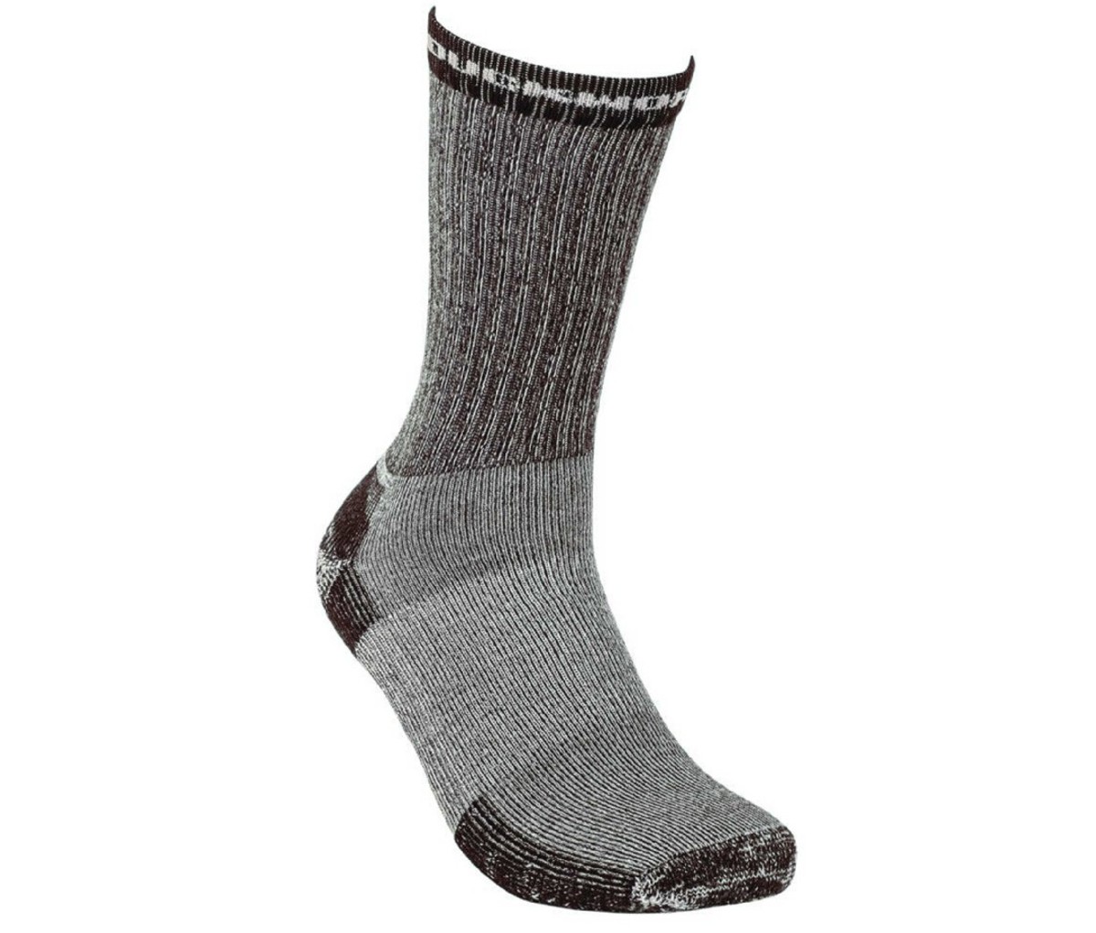 Best Winter Socks for Cold-Weather Sports | Men’s Journal