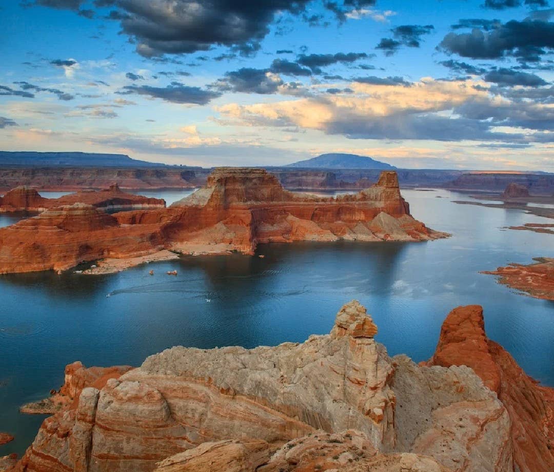 Best Lakes in America for Summer Trips and Adventures | Men's Journal