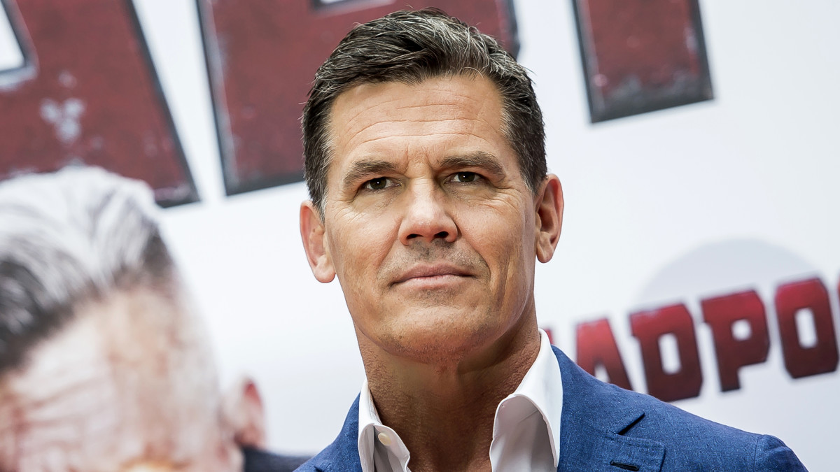 Josh Brolin Got Jacked for 'Deadpool 2'—and Here's the Photo to Prove ... Josh Brolin Got Jacked for 'Deadpool 2'—and Here's the Photo to Prove ...