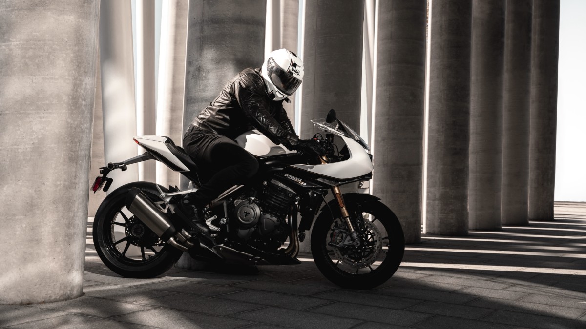 First Ride: Triumph Speed Triple 1200 RR | Men's Journal