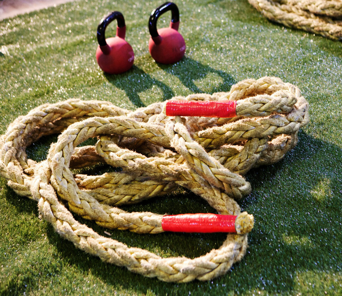 Outdoor Workouts to Burn Fat and Build Muscle | Men's Journal - Men's ...