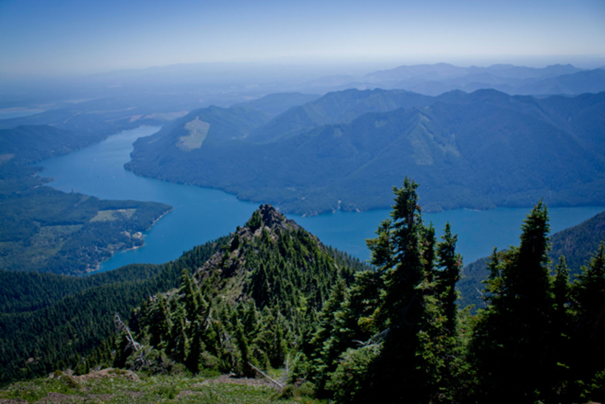 Hiking Mount Ellinor, the gateway to the Olympics