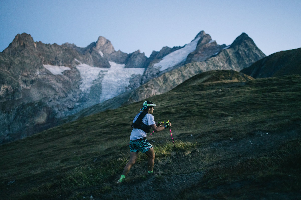 Inside Look at UTMB, World Series of Ultrarunning | Men's Journal - Men ...