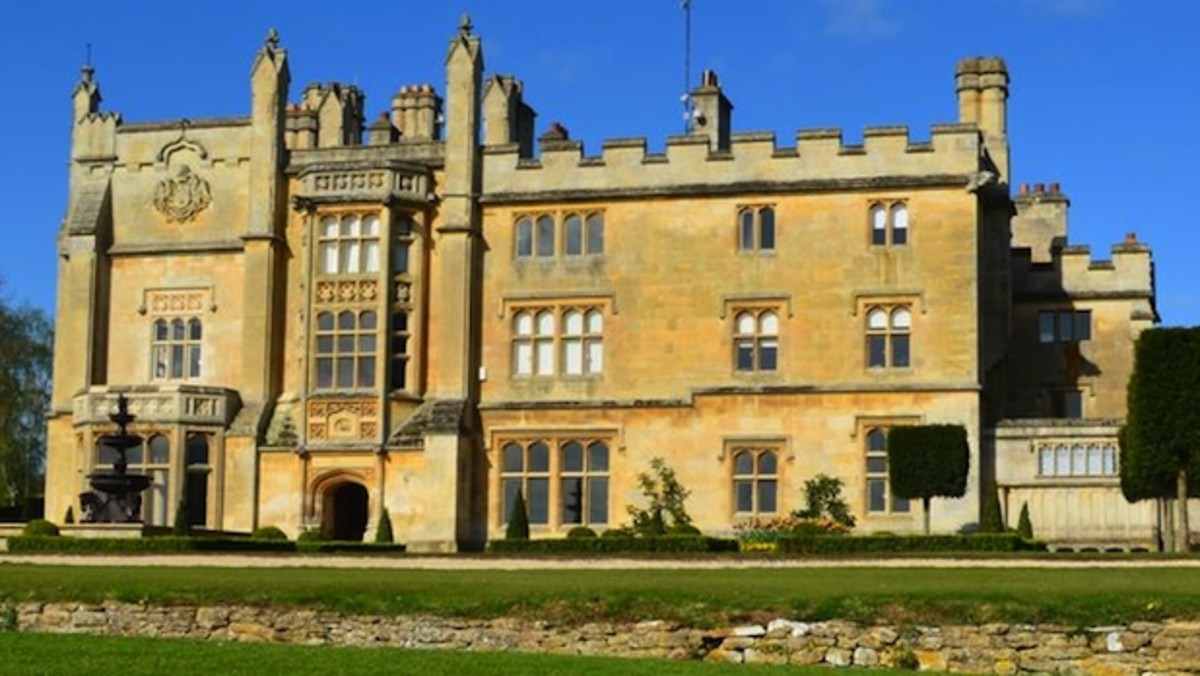 Inside An English Rugby Team's Training Castle