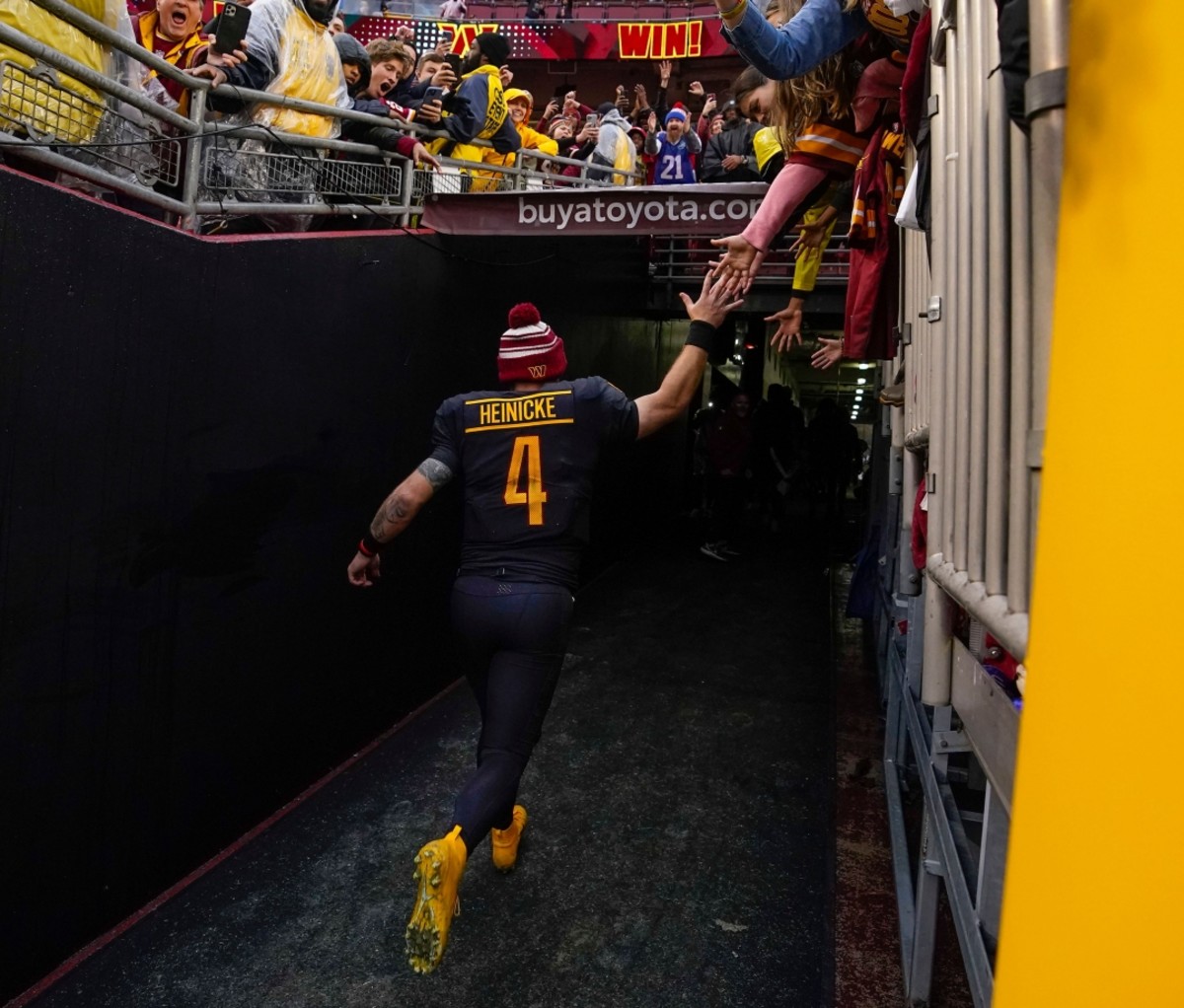 “Fanxiety:” 6 Expert Tips for Dealing With Sports-Related Stress