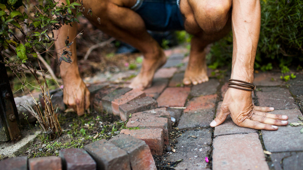 10 Household Chores That Burn as Many Calories as a Workout