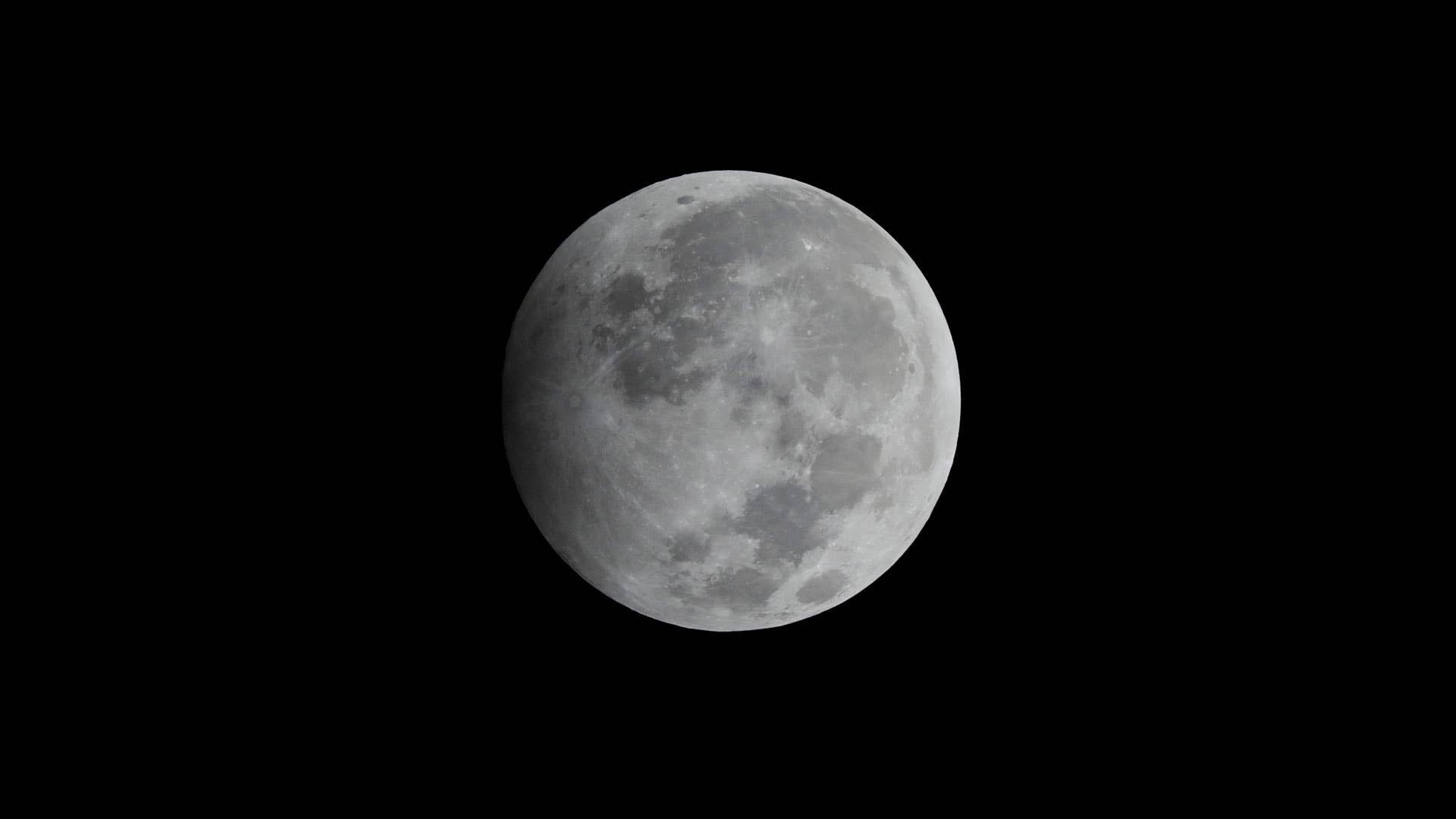 Here’s When You Can See All of 2020’s Full Moons and Lunar Eclipses