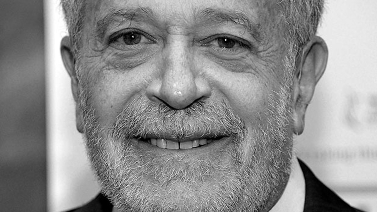Robert Reich on Inequality, the White House, and the Value of Money