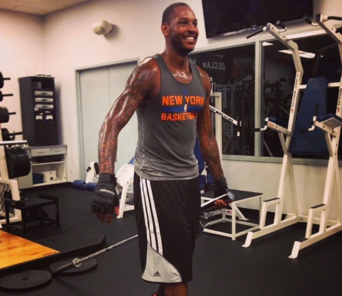 Carmelo Anthony Abs Carmelo Anthony Spends Offseason Basketball