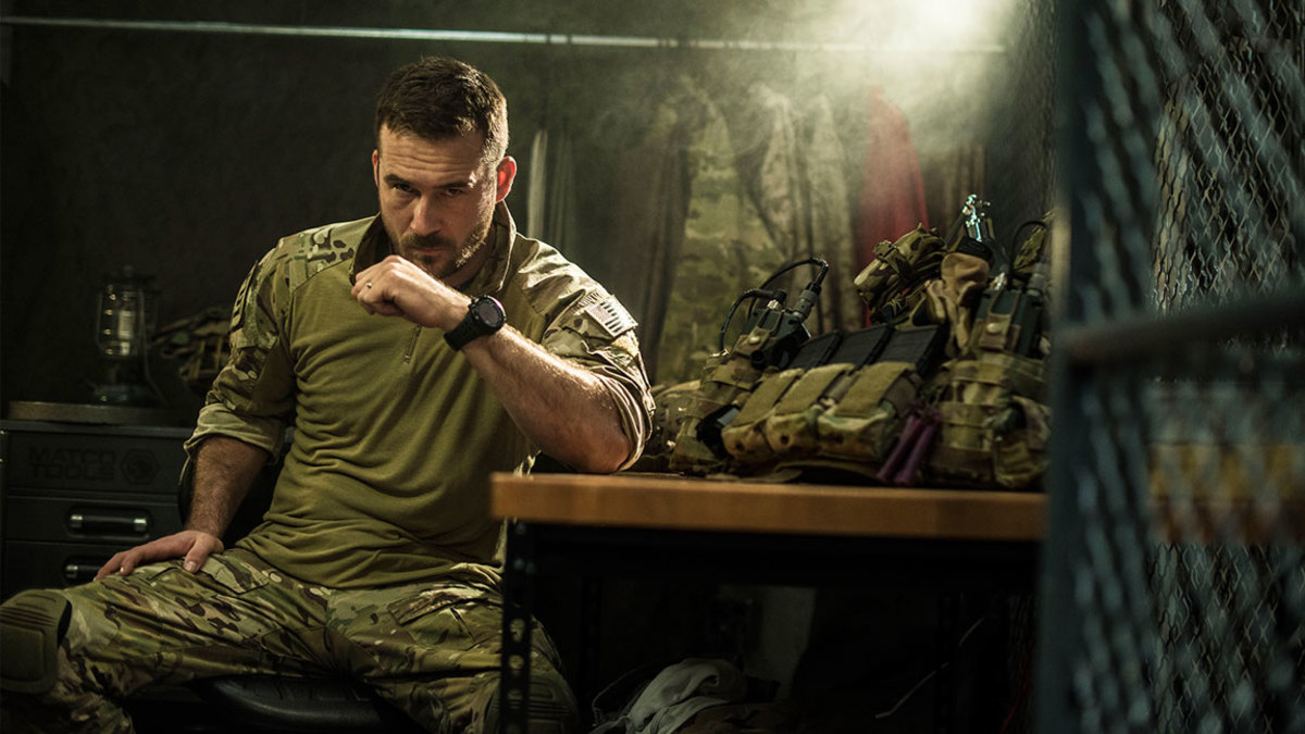 Barry Sloane Interview: What It Takes to Play a Navy SEAL